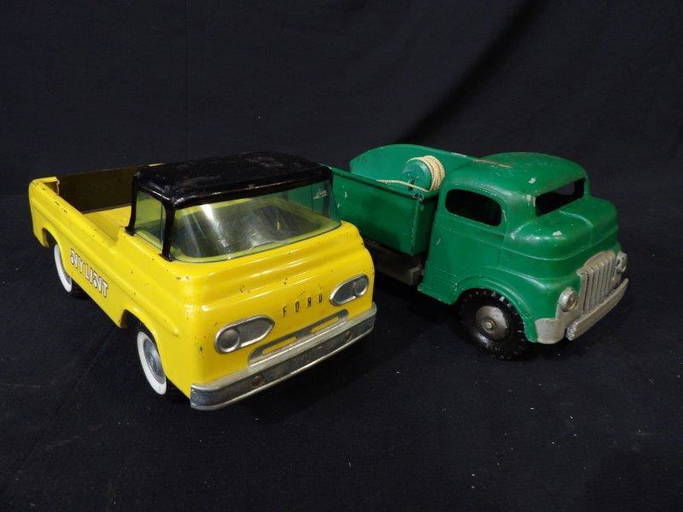 Lot Of 2 Vintage Pressed Steel Toy Trucks Nylint & Structo