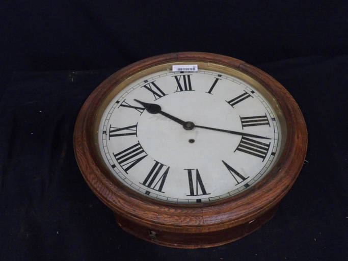 Early Waterbury Parkersburg WV train station clock (#0361) on Dec 27 ...