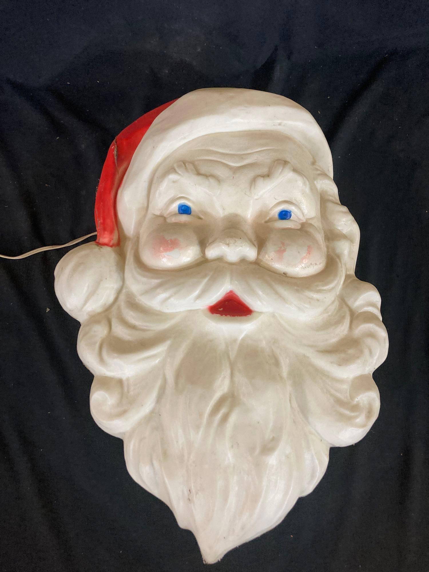 Vintage Blow Mold Santa Face Auction