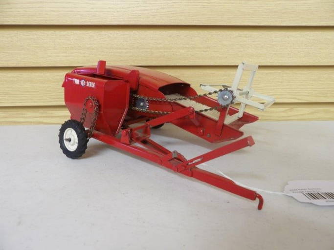 Vintage Tru Scale Combine