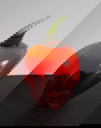 Viking Art Glass Hand Blown Apple