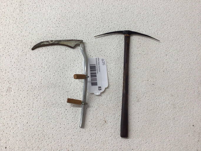 Salesman Sample Pick & Sickle