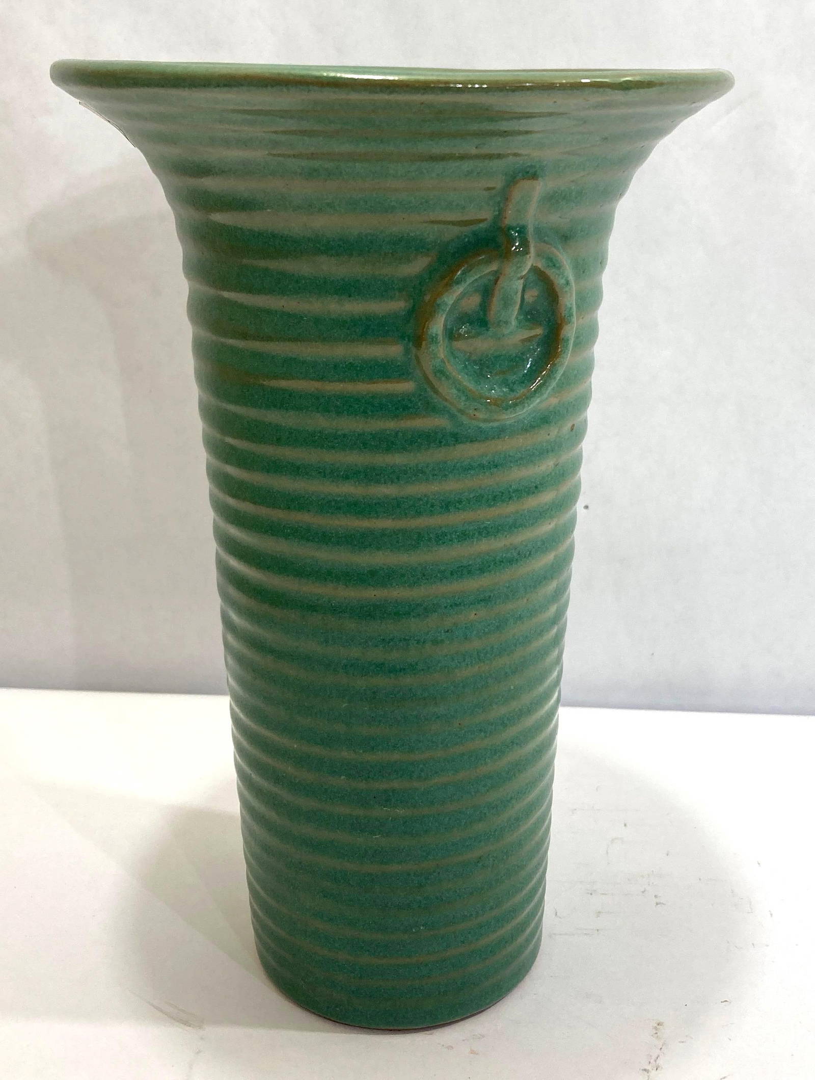 Arts And Crafts Era Peters And Reed Matte Green Ribbed Vase Auction