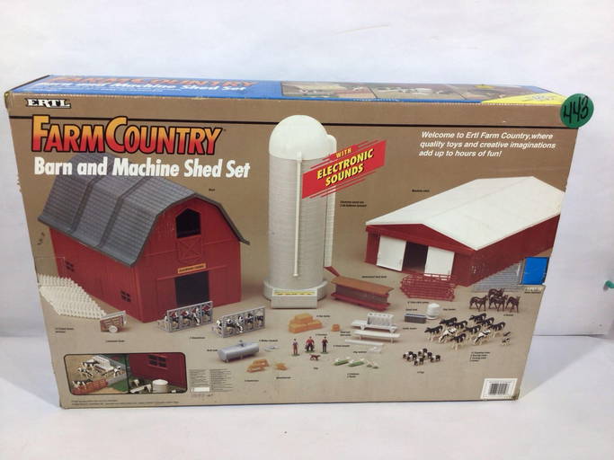 Ertl Vintage Farm Country Barn And Machine Shed Play Set