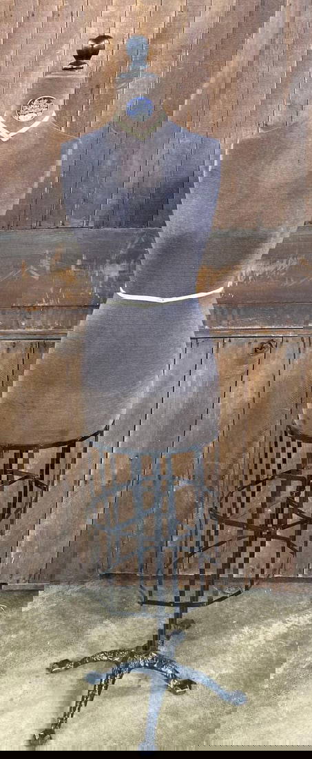 Acme Size 34 Dress Form Auction