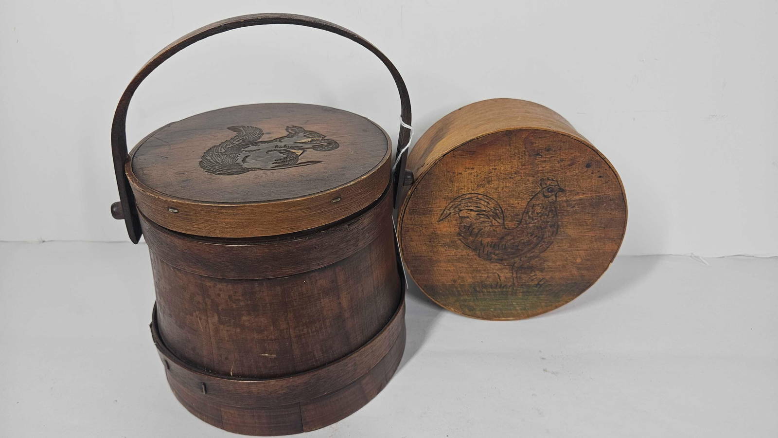 Chicken And Squirrel Decorated Pantry Storage - Dec 27, 2024 | Atlee ...