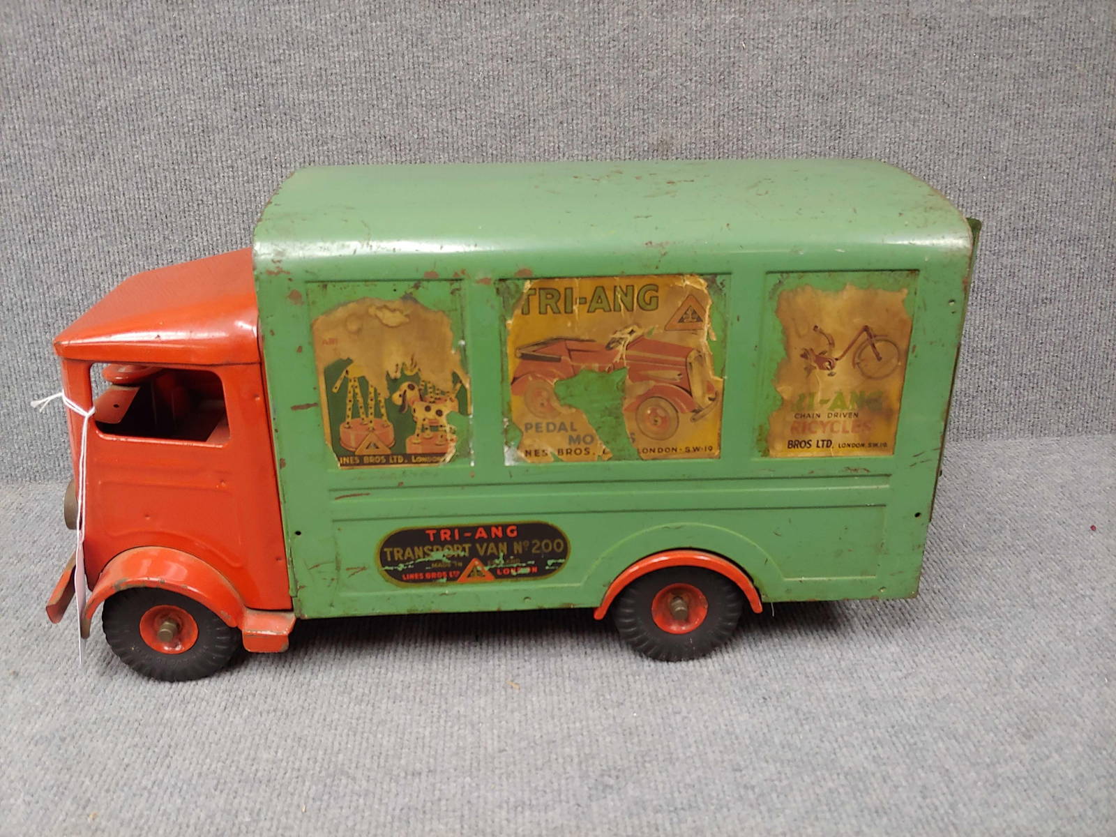 Vintage Triang Series Transport Van No. 200 Lines Bros. Limited Auction