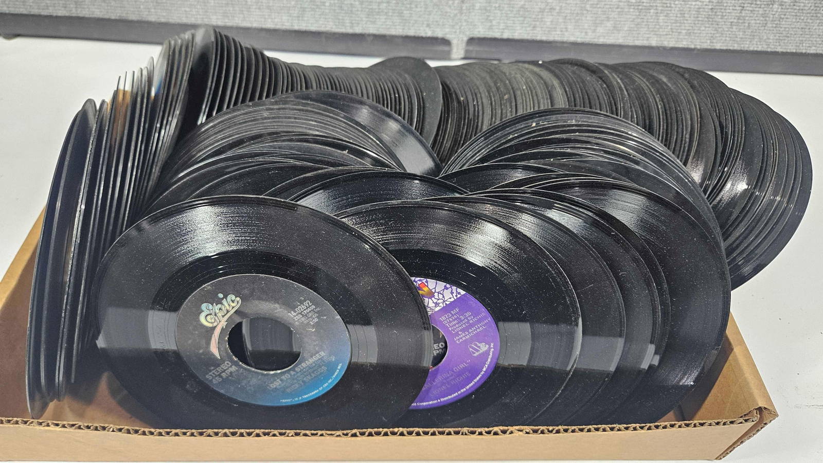 Sonny & Cher, Kenny Rogers, Lionel Richie, Eagles, And Other 45 Records ...