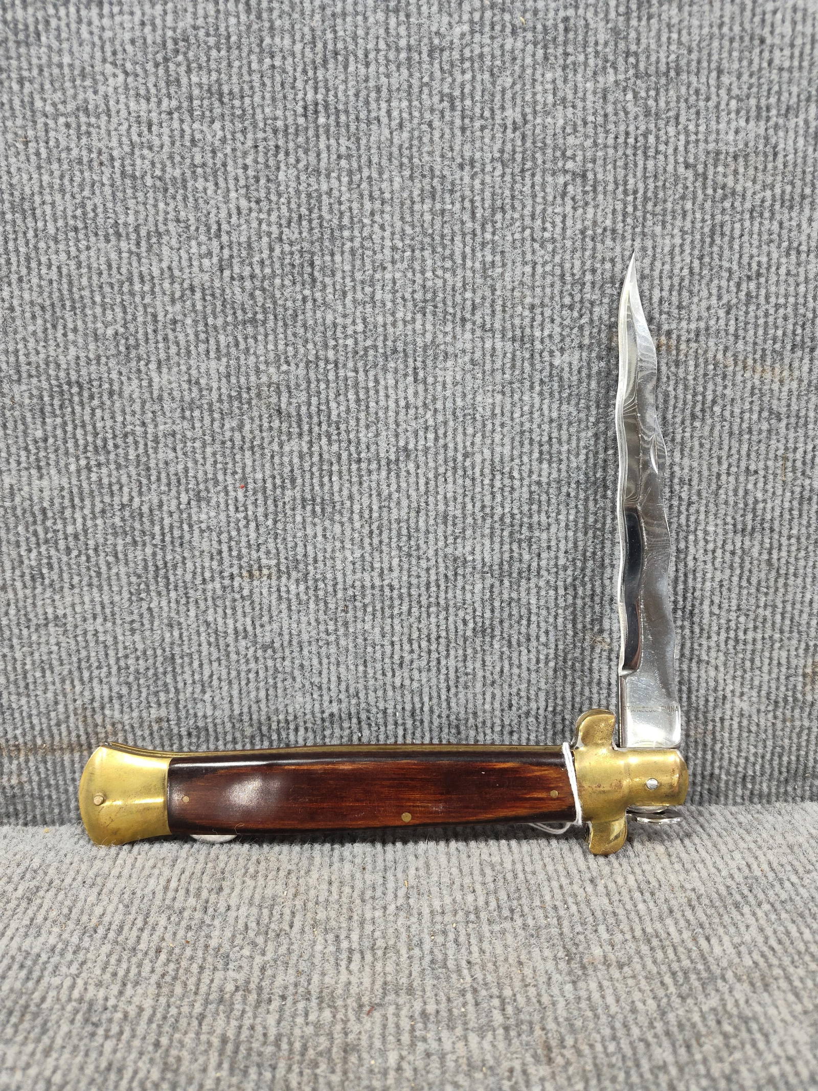 Huge Switchblade Style Folding Knife Auction