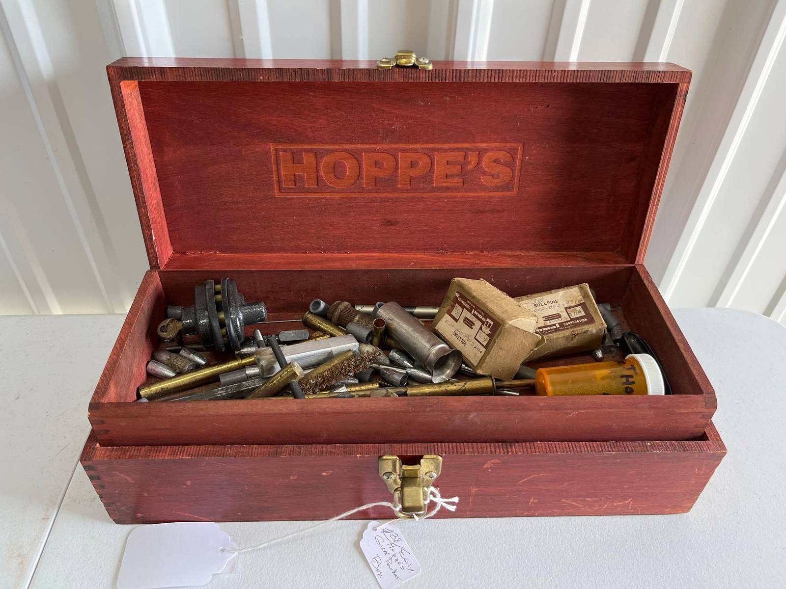 Hoppes Wooden Black Powder Box Auction