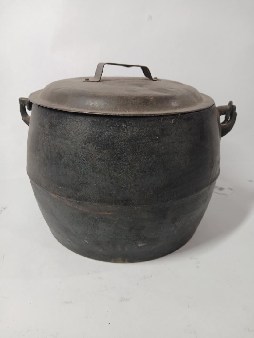 Cast Iron Gypsy Bean Pot With Alum. Lid And Bale Handle - Jul 21, 2025 ...