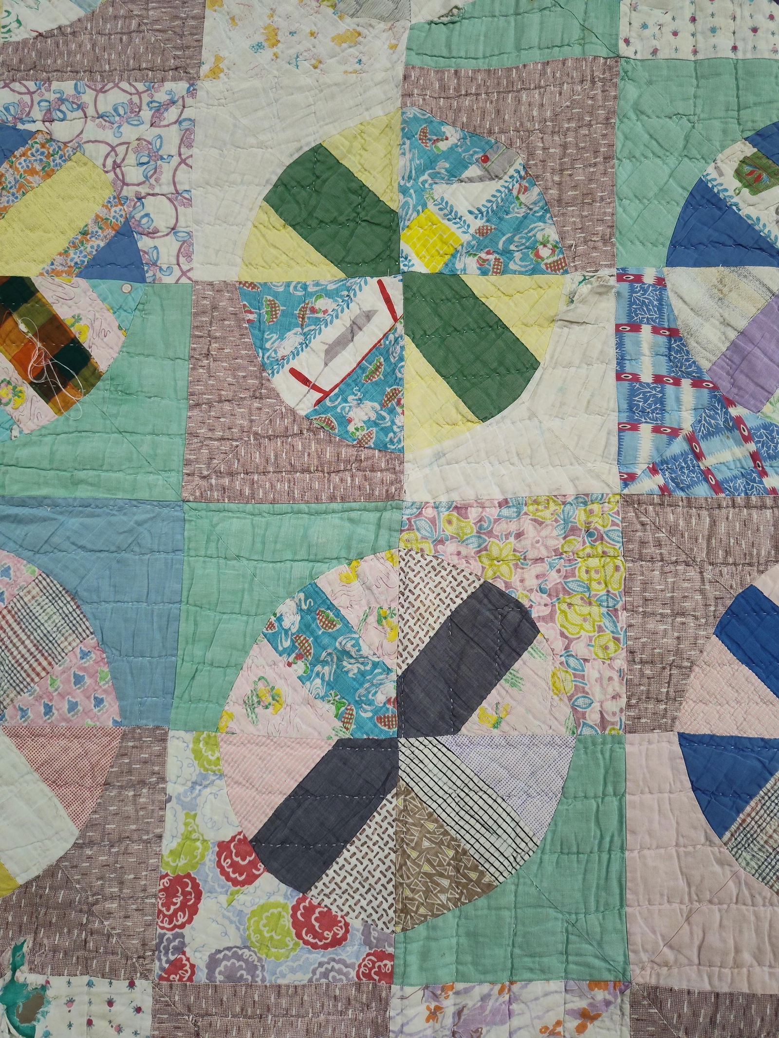Early Hand Stitched Feed Sack Patchwork Quilt - Jul 21, 2025 | Atlee Raber Auctions In Oh