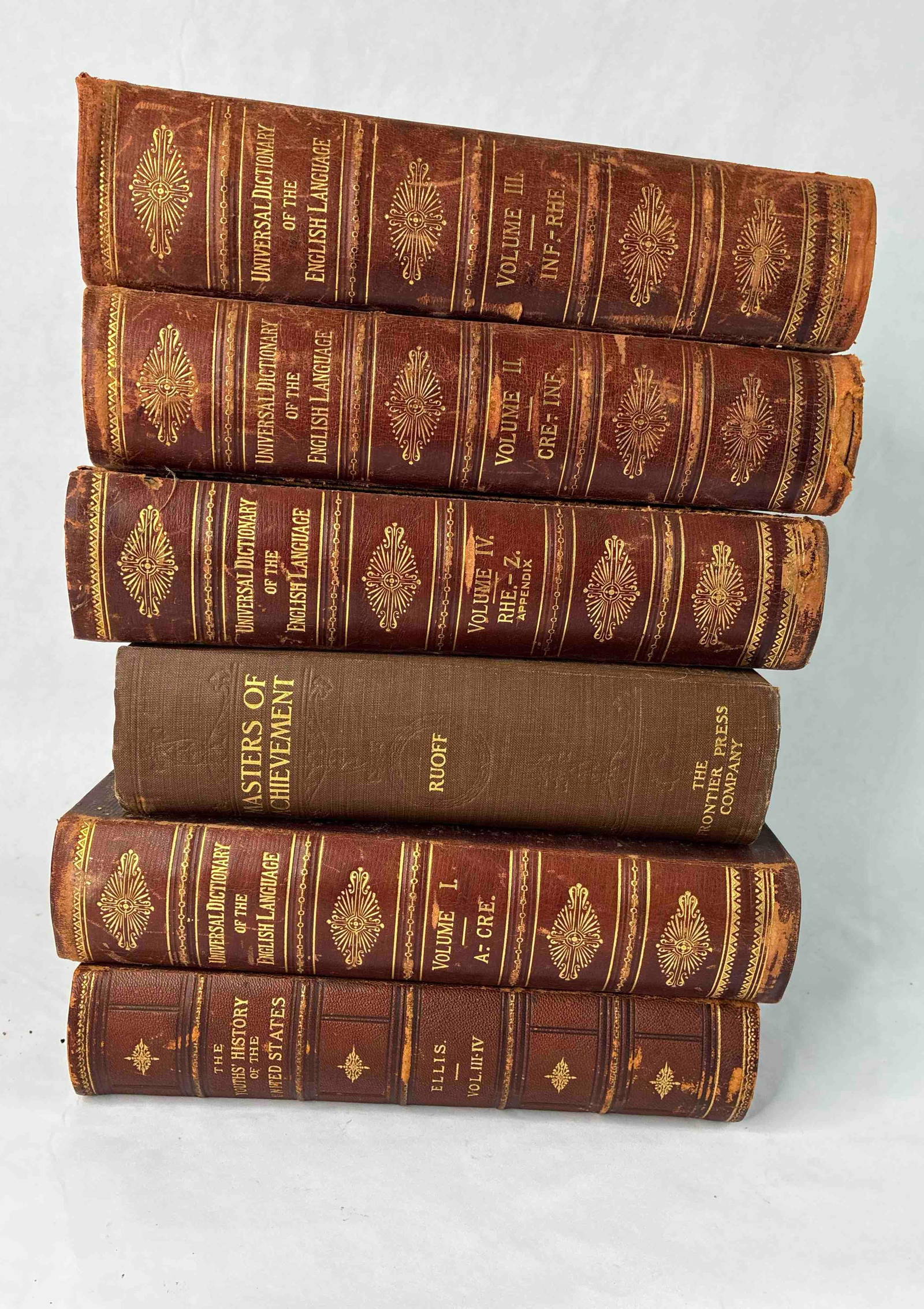 Lot Of Universal Dictionaries Of English, History And Masters Of ...