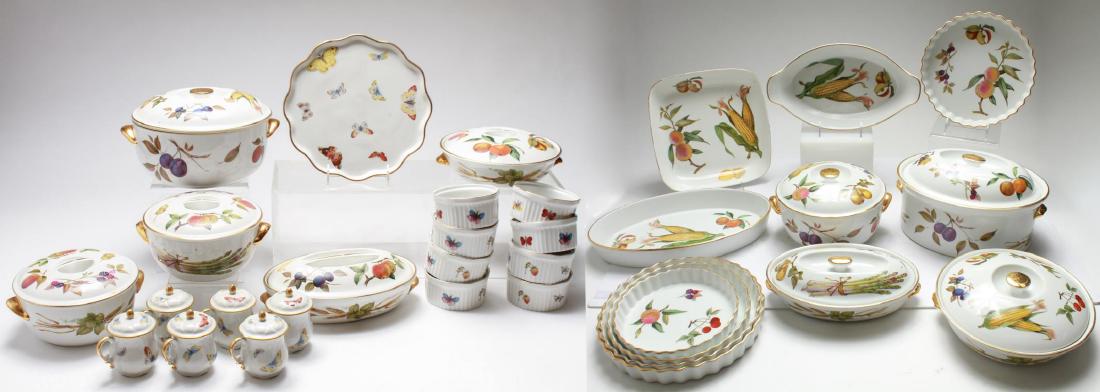 Royal Worcester "Evesham" Dinnerware, Porcelain