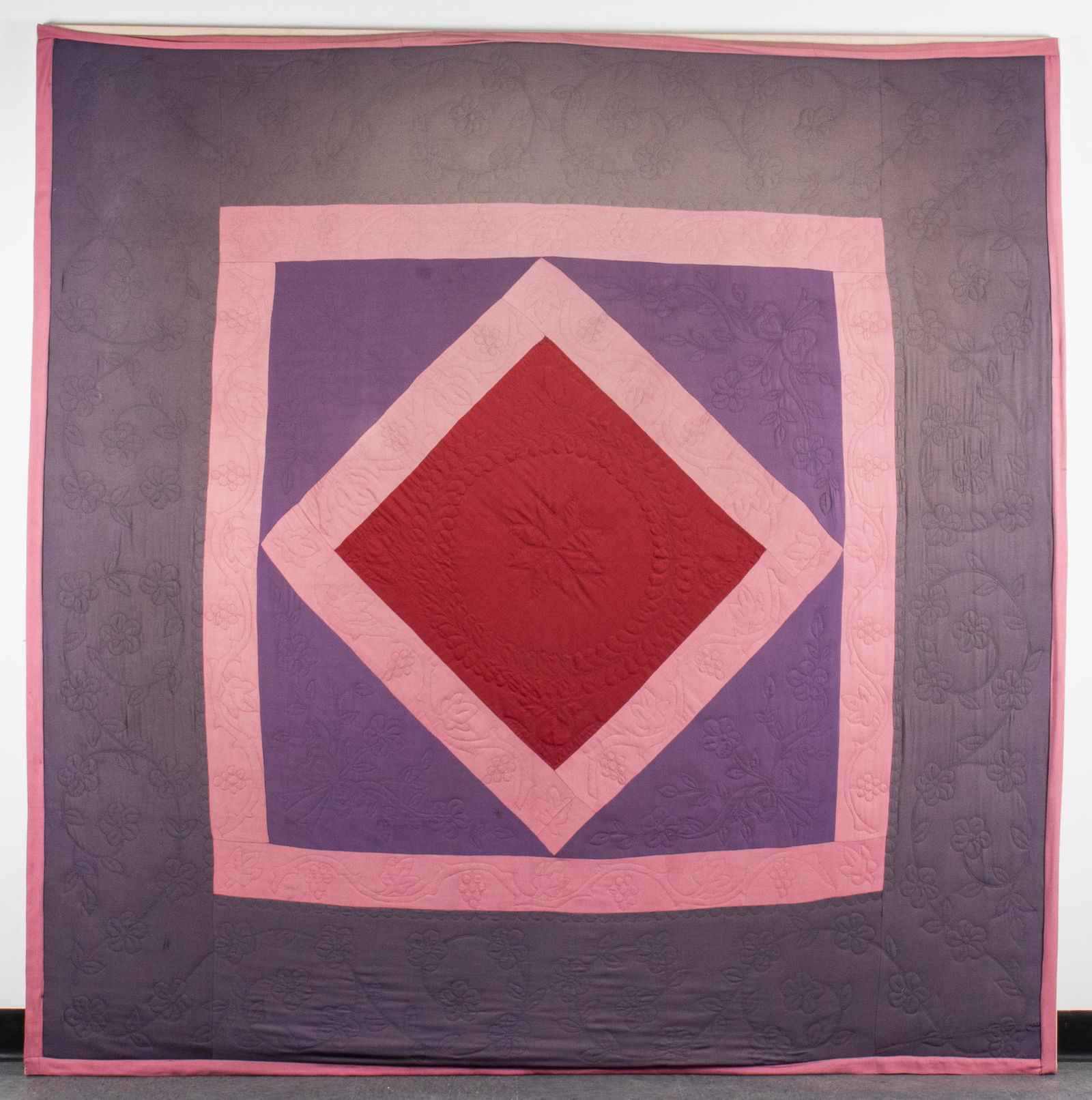 A very fine Amish quilt in the Diamond in Square - Jan 31, 2021 | Hyde ...