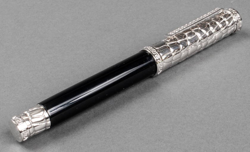 Gianni Versace Designer Fountain Pen In Box