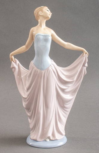 Lladro "the Dancer" Porcelain Figurine