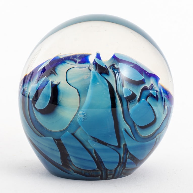 Robert Eickholt Art Glass Paperweight, 1986 Auction