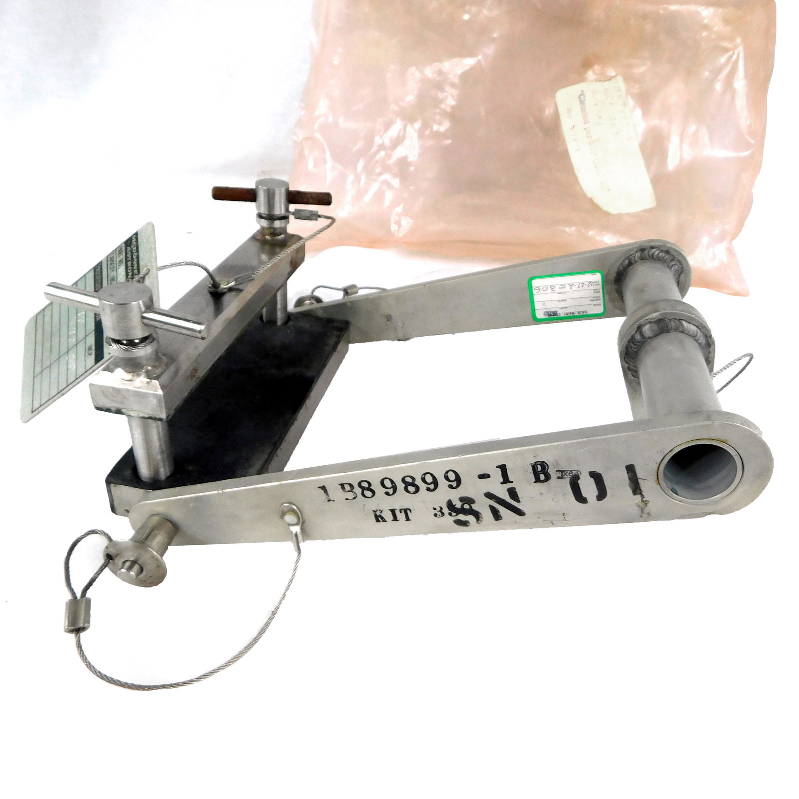 NASA APOLLO BRACKET KIT - Jul 05, 2020 | Puckett Auctions in IN