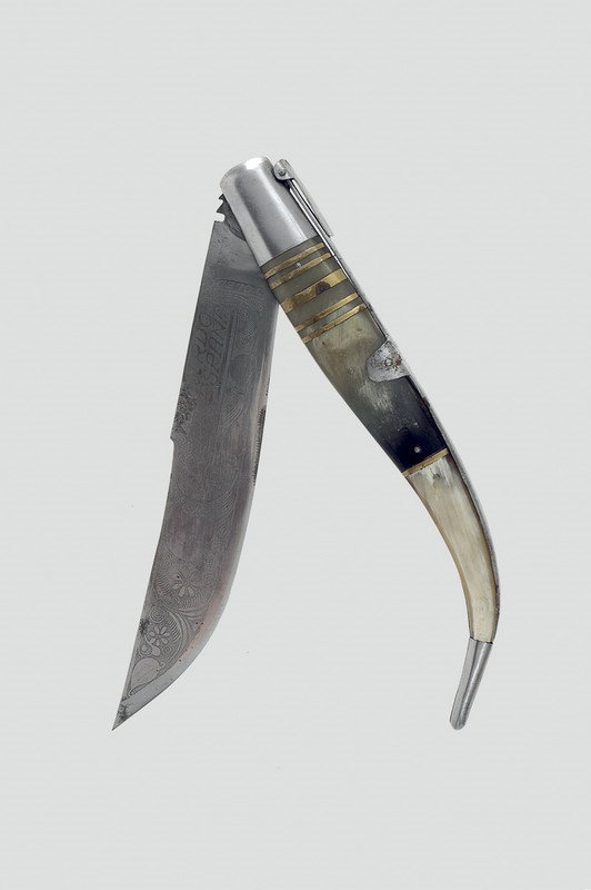 A navaja - Sep 17, 2016 | Czerny's International Auction House in Italy