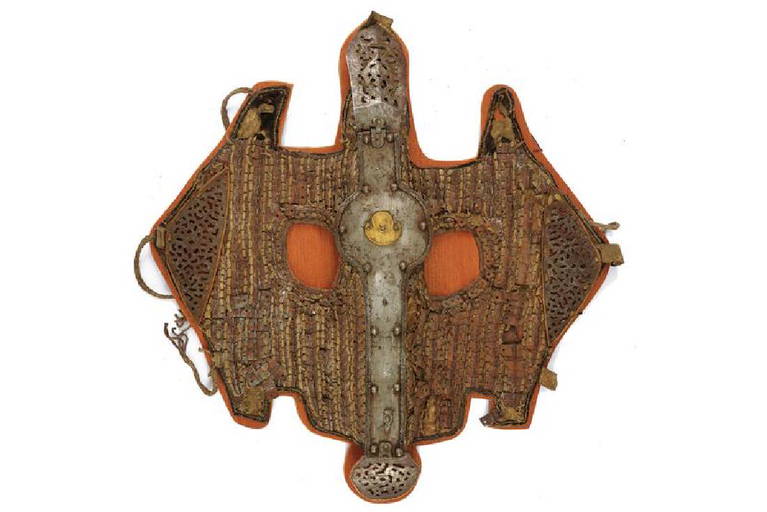 A Very Rare And Early Chanfron