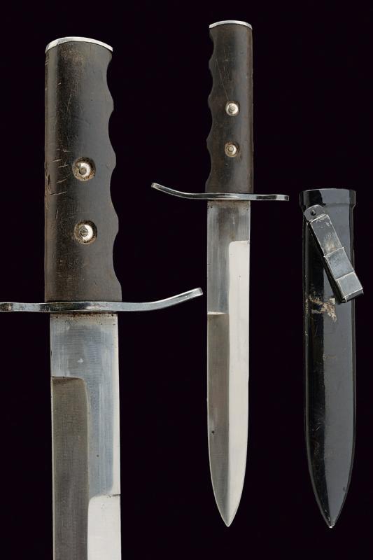 For Auction: An MVSN dagger (#0666) on May 02, 2020 | Czerny's ...