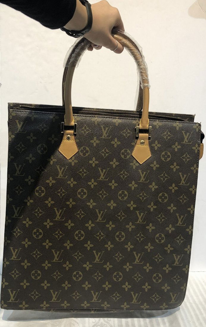 Louis Vuitton large bag - Nov 25, 2018 | David Killen Gallery in NY