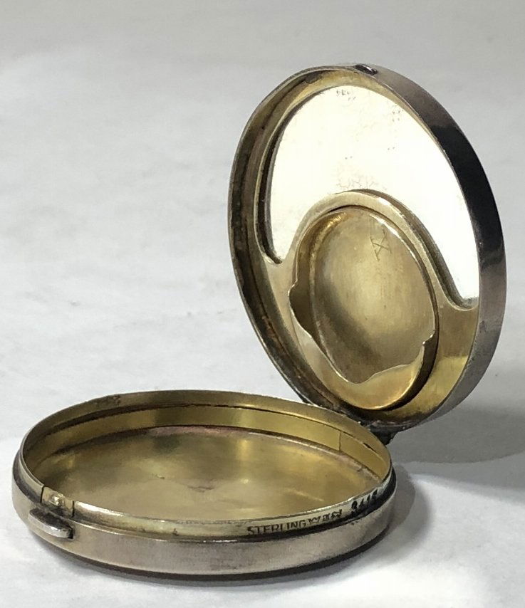 Three sterling silver enamel compacts - Jan 12, 2020 | David Killen ...