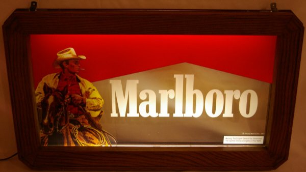 Vintage Marlboro Lighted Sign Advertising