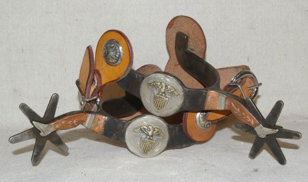 1186: Texas Spur Maker Carl Hall Gal Leg Spurs