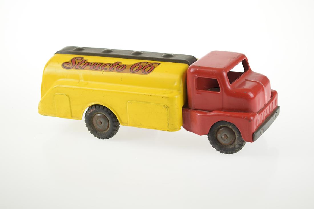 Vintage STRUCTO 66 PRESSED METAL TOY TANKER TRUCK