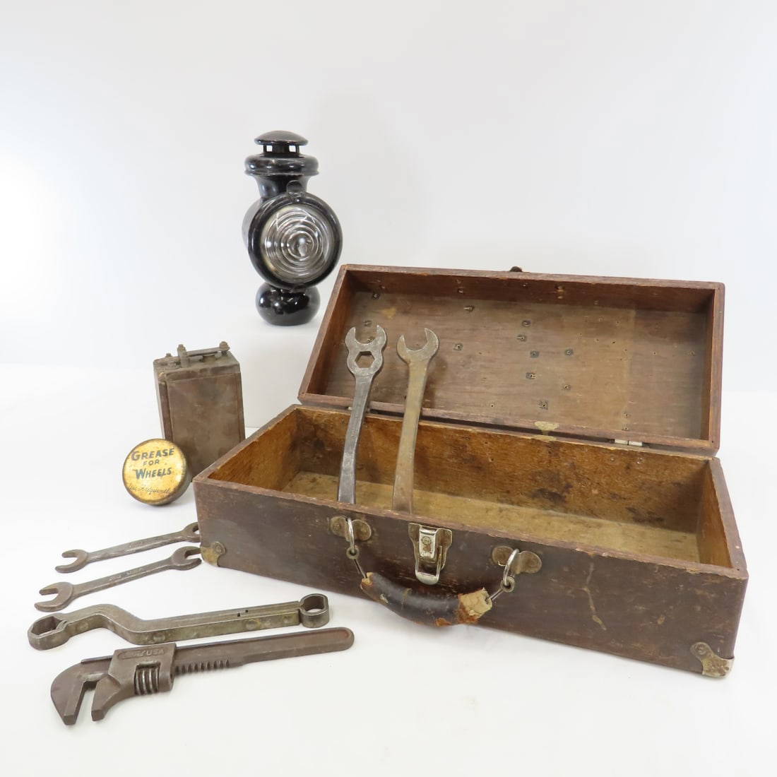 Antique Ford Tools, Model T Light & Wood Toolbox Auction