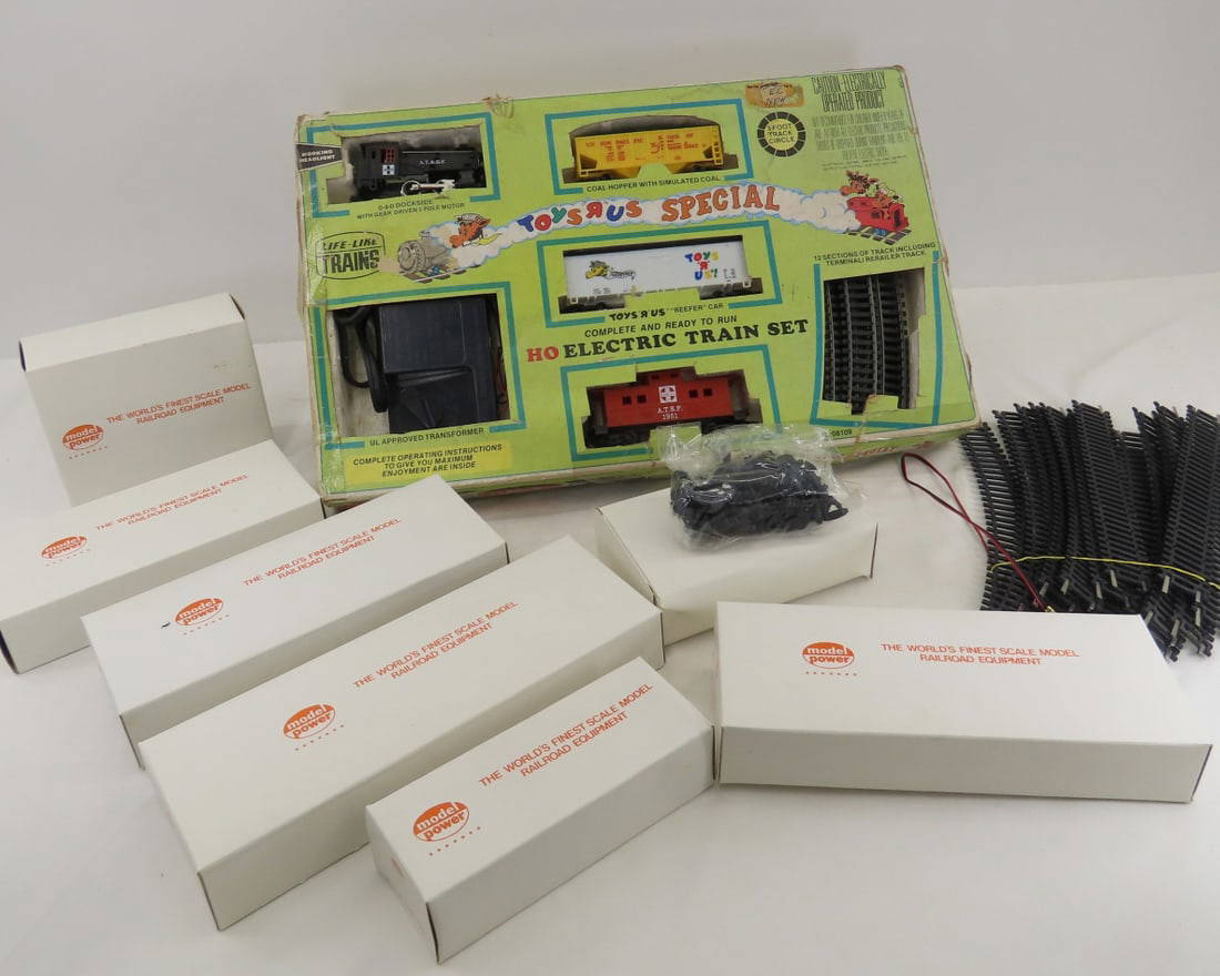 Life-like & Model Power Ho Train Sets & Tracks Auction