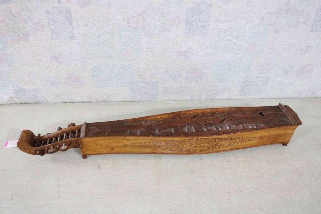 Norwegian Langeleik Musical Instrument 36" Long Auction