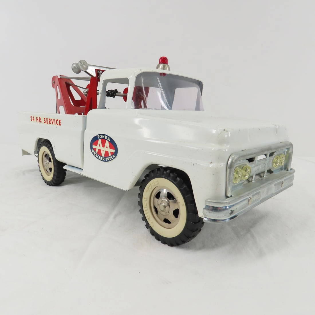 Tonka Toys Aa Wrecker Truck Auction