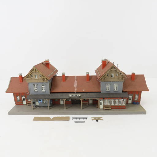 German Ho Scale Model Train Building