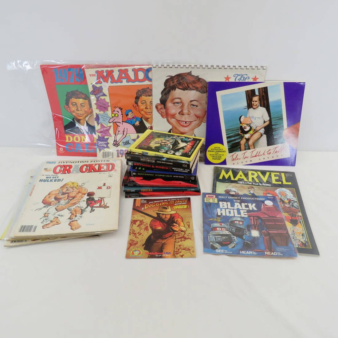 Vintage Mad Magazines/calendars Auction