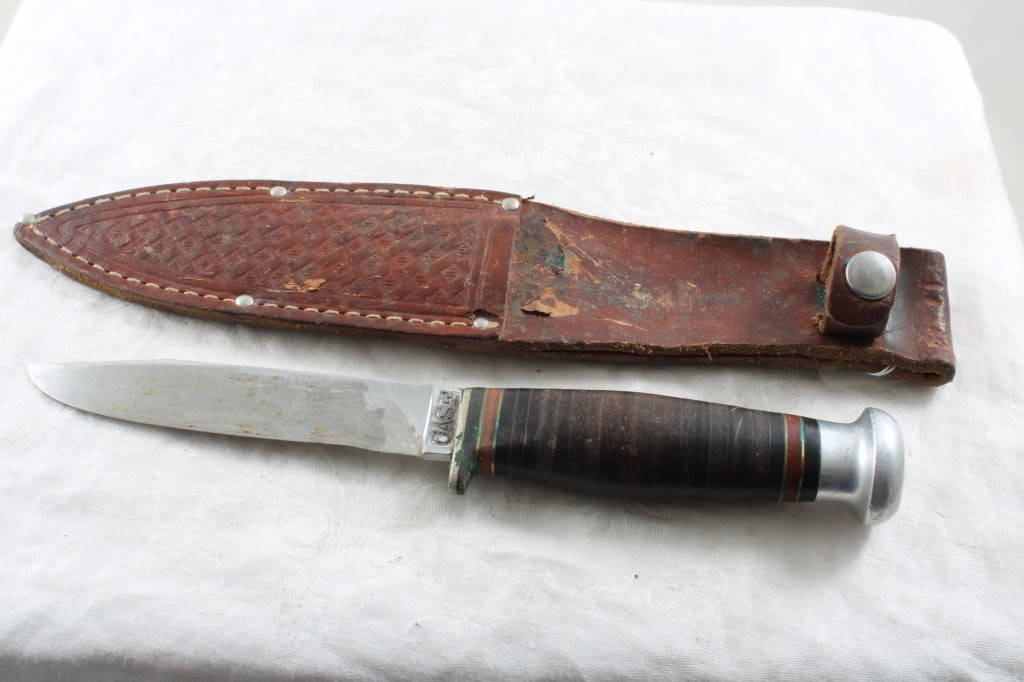 Case Fixed Blade Knife With Leather Sheath Auction