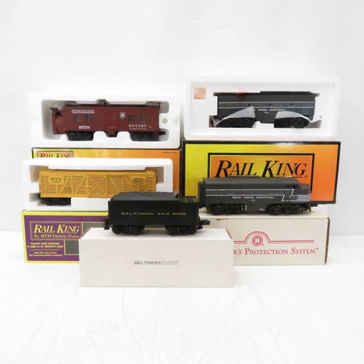 5 Train Cars, Rail King, Mth, Open Boxes