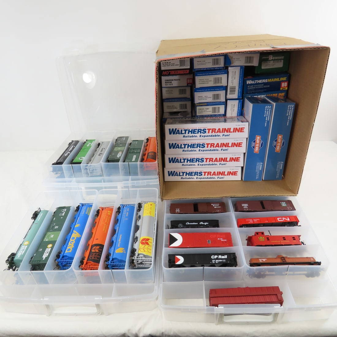 40 Ho Bn & Cp Rolling Stock & 35 Boxes Auction