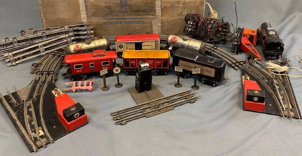 Louis Marx 1941 Stream Line Electric Train Set