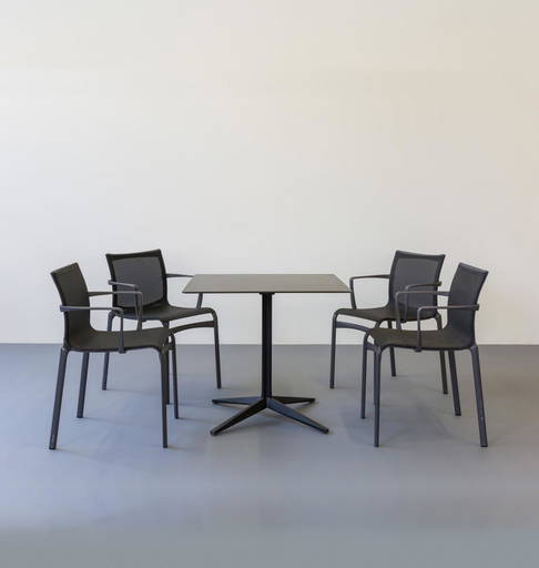 TAVOLO SPOTTI E QUATTRO SEDIE 'FRAME' - SPOTTI TABLE AND FOUR 'FRAME ...