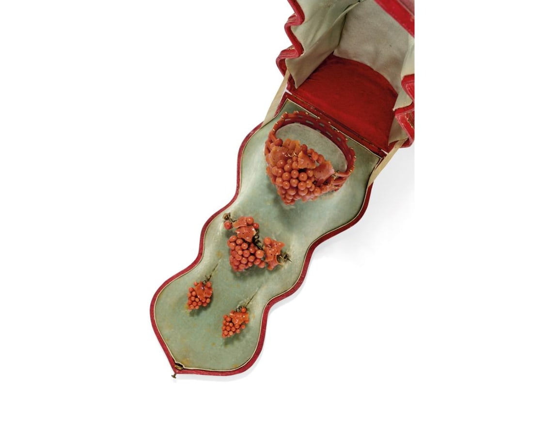 Parure In Coralli Sciacca - Sciacca Coral Parure Auction