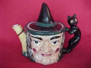 Old Witch Teapot with black cat handle - Sep 21, 2006 | TIAS, Inc. in NY