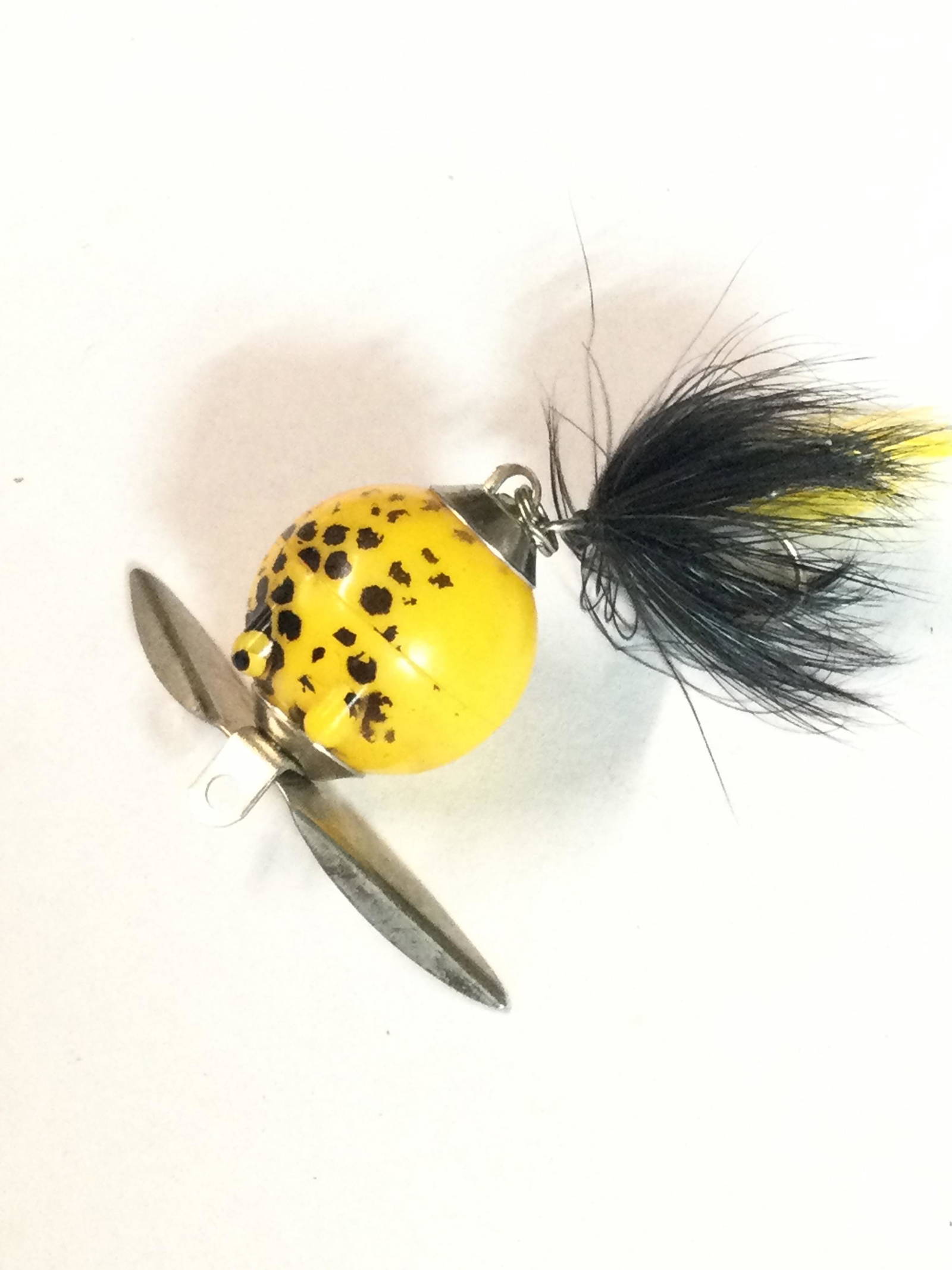 Vintage Worth Flutter Fin Lure Auction