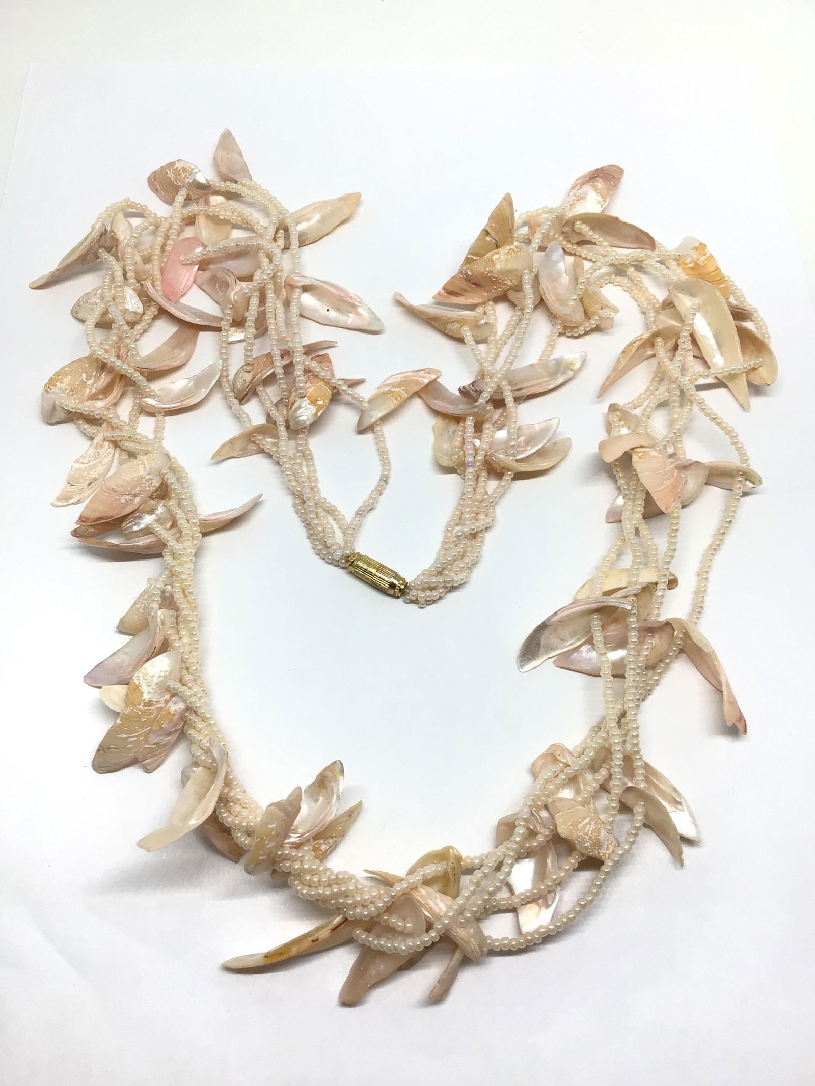 Pink Shell Necklace Auction