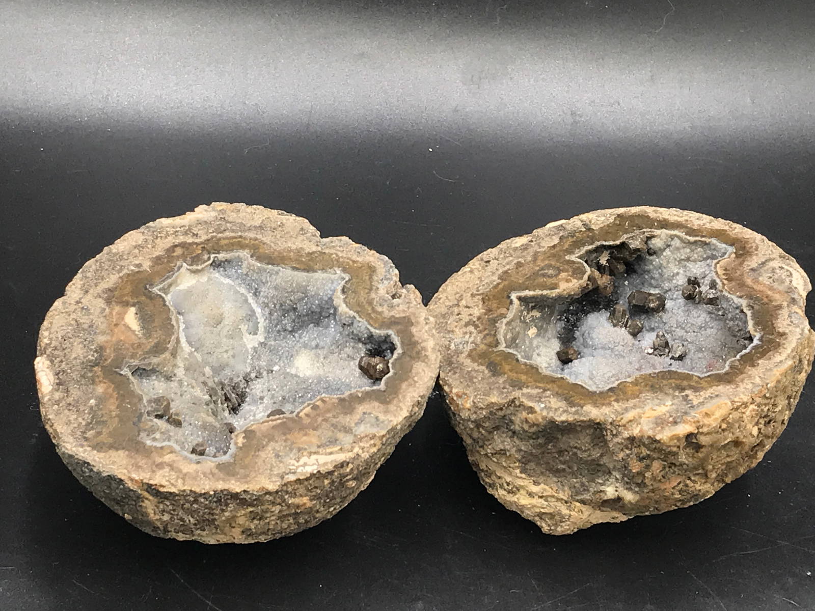 Geode, Rock, Crystal, Natural, Collectible, Specimen, Auction