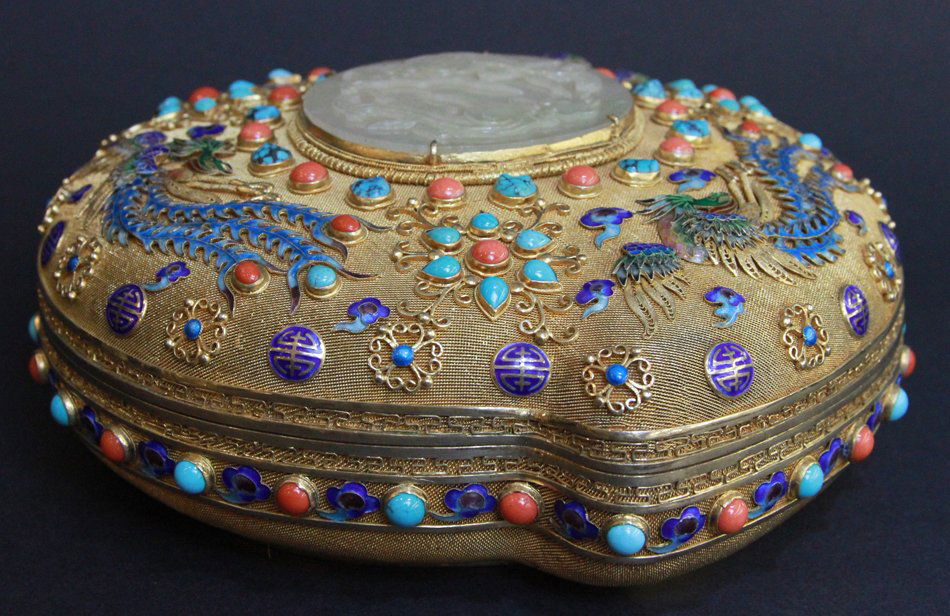 A CHINESE SILVER GILT ENAMEL AND JADE BOX - Apr 15, 2017 | Louvre ...