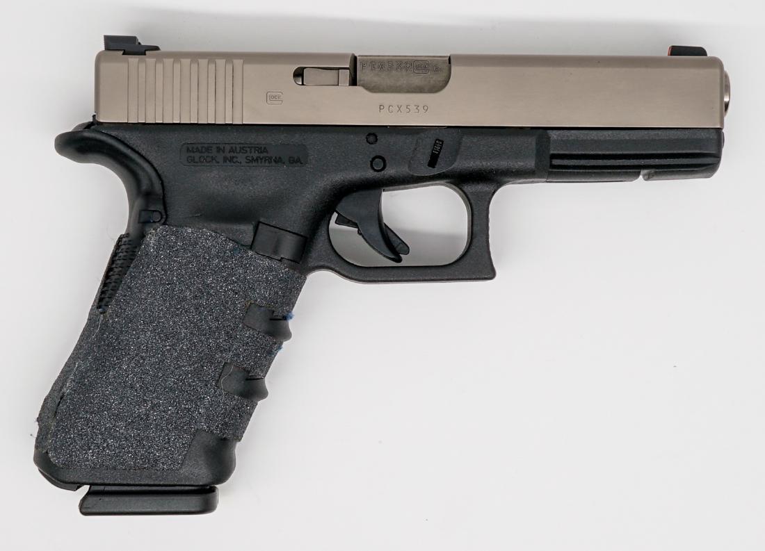 Glock Model 17 .9 x 19 Caliber Semi-Auto Pistol