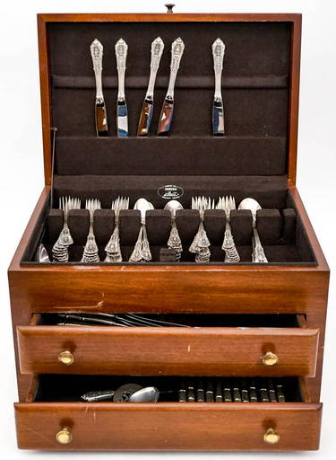 Rose Point By Wallace Sterling 102 Pc Flatware